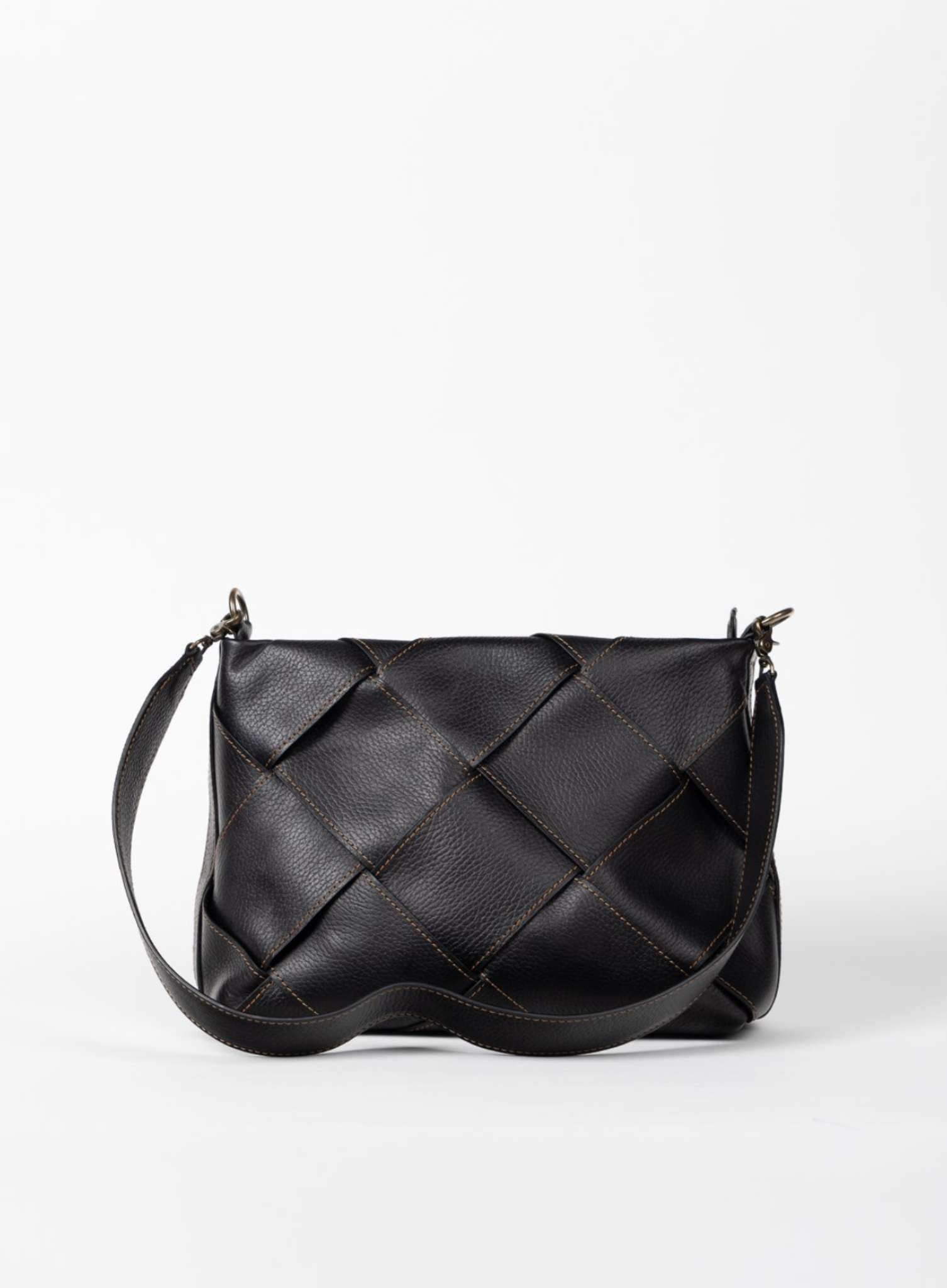 Optimal Shoulder Bag | Womens's Sustainable Handbags | Deux Mains